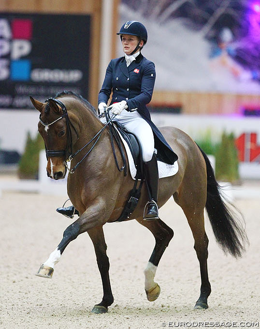 Nanna Merrald's Saadan Que Sold to Canada