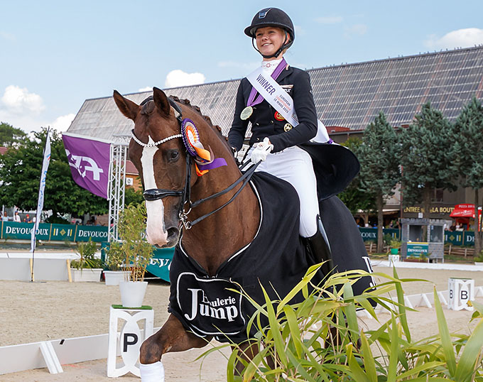 Julie-Sofie Schmitz-Heinen is the 2025 European Junior Riders Champion