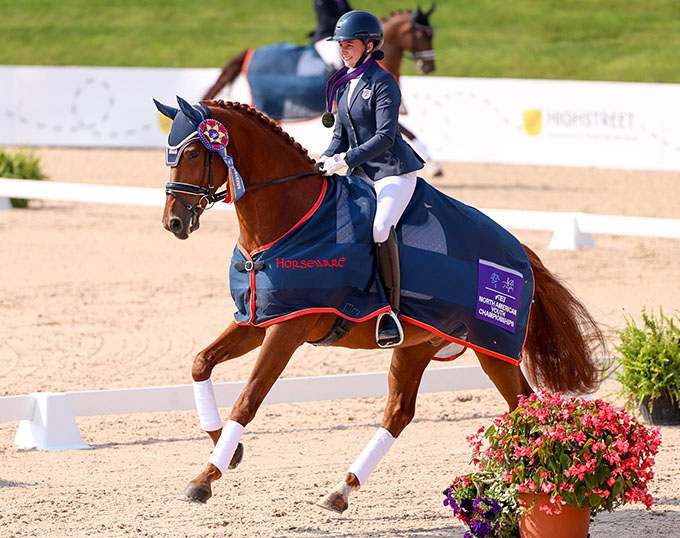 Ella O'Neil and Eila Fisk Win Gold at 2025 North American Junior Riders ...